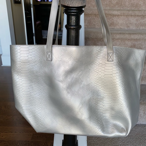 Bags | Silver Tote | Poshmark